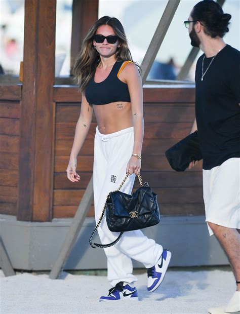 Thylane Blondeau Beach In Miami 12 28 2021 • Celebmafia