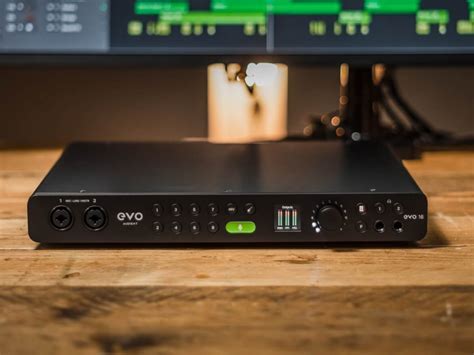 Top 8 Interface Soundcard Cho Phòng Thu Chuyên Nghiệp Tốt Nhất Năm 2023