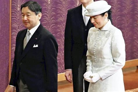 德仁皇太子再爱雅子妃又怎样，依然不能与她并肩同行