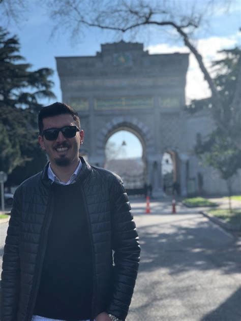 Serhat Köse Medium