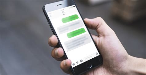 4 Practical Applications Of Chatbot Marketing In Business Fpt Ai