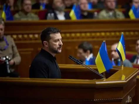 Украины Ерөнхийлөгч В Зеленский таван зүйл гурван нууц хавсралттай ялалтын төлөвлөгөөгөө