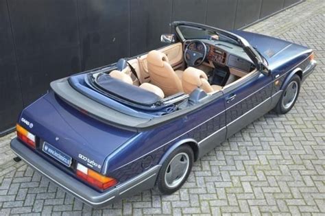 Pin Van Harvey Marston Op Saab 900 99 Saab 900 Cabriolet Blauw