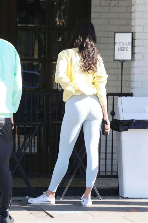 Eiza Gonzalez In Tight Leggings Goes For A Morning Coffee In LA 12