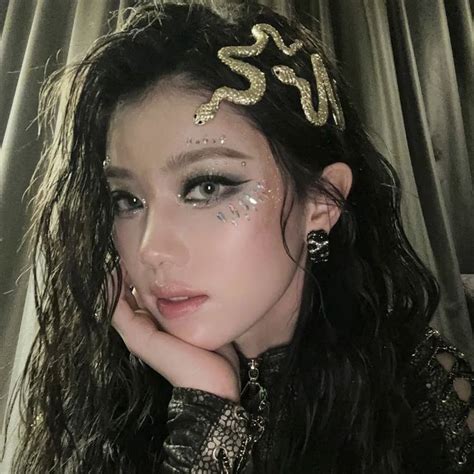 Kep1er Xiaoting Fall Makeup Looks Girls Be Like Girl Day