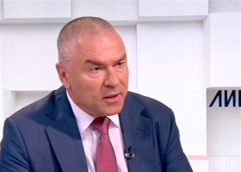 Марешки иска изолиране на възрастни и тестване на младите за да се върнат на работа