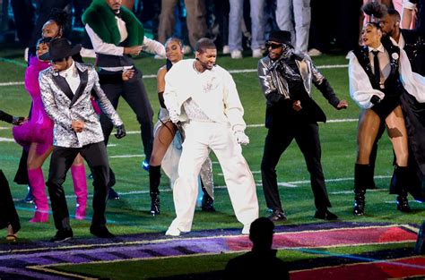 Ushers Super Bowl Halftime Show Photos