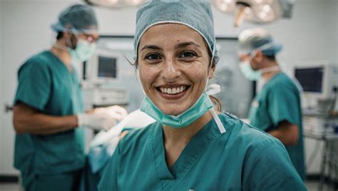 Het Beroep Operatieassistent Salaris Taken Opleiding Informatie En