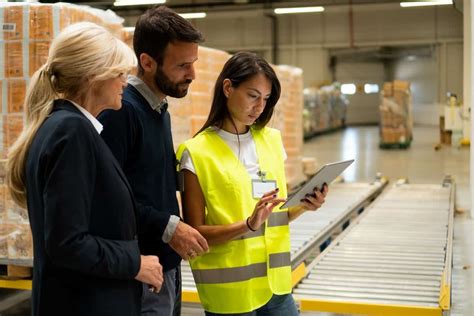How Analytics Enhances Data Driven Decision Making In Supply Chain Training Supply Chain Game