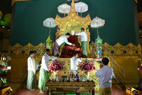 ဥပ္ပါတသန္တိစေတီတော်မြတ်ကြီး ၁၁ ကြိမ်မြောက် ဗုဒ္ဓါဘိသေကအနေကဇာတင် မဟာမင