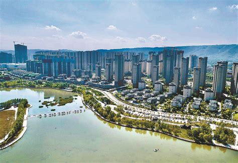 图说发展只此青绿铺就美丽西宁 青海网