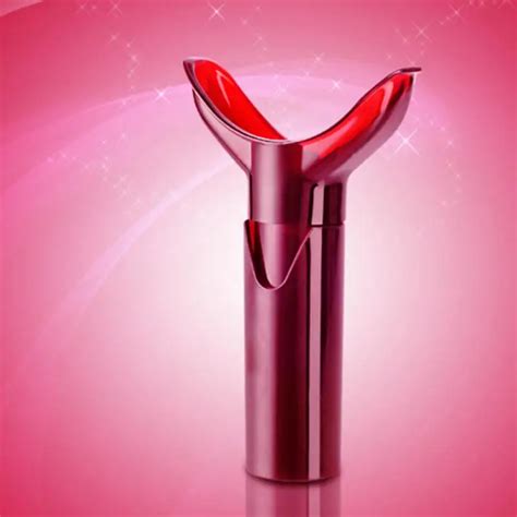 Sexy Magnifier Big Pump Lip Enhancer Plumper Beauty Plastic Enlarge