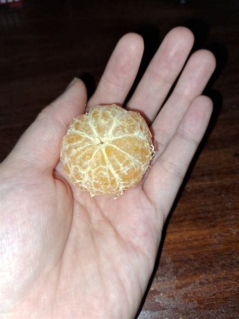 Mini Mandarina Pelada Naranja Imagen De Archivo Imagen De Anaranjado
