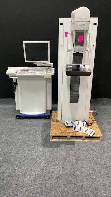 Sell Mammography Machine On Bimedis Mammography Machine Hologic Selenia