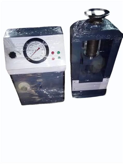 Analog Compression Testing Machine Kn Hand Operated For Industrial Masta Company At