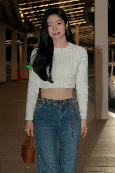 트와이스 다현 탄탄한 복근 드러낸 공항패션 패션서울