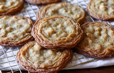Chewy Walnut Cookies Cookies And Cups