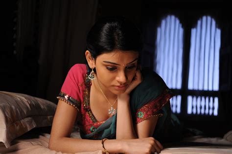 Makeupworld Actress Shobana Hot Exposing Stills