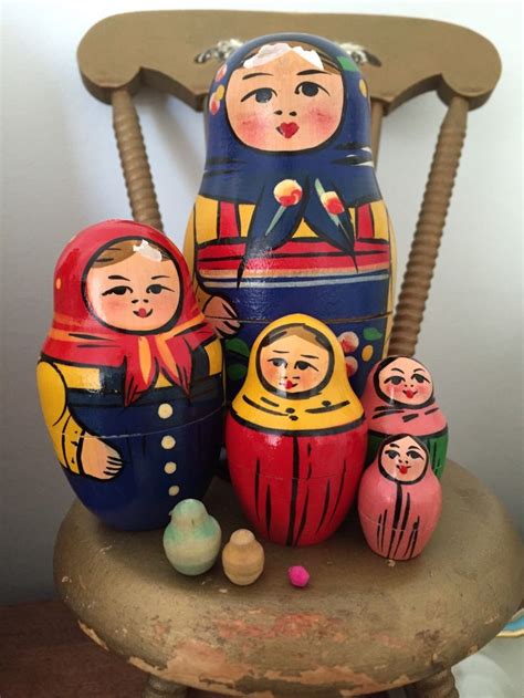 Set Of 8 Russian Nesting Dolls Zagorsk Russia Matryoshka Dolls