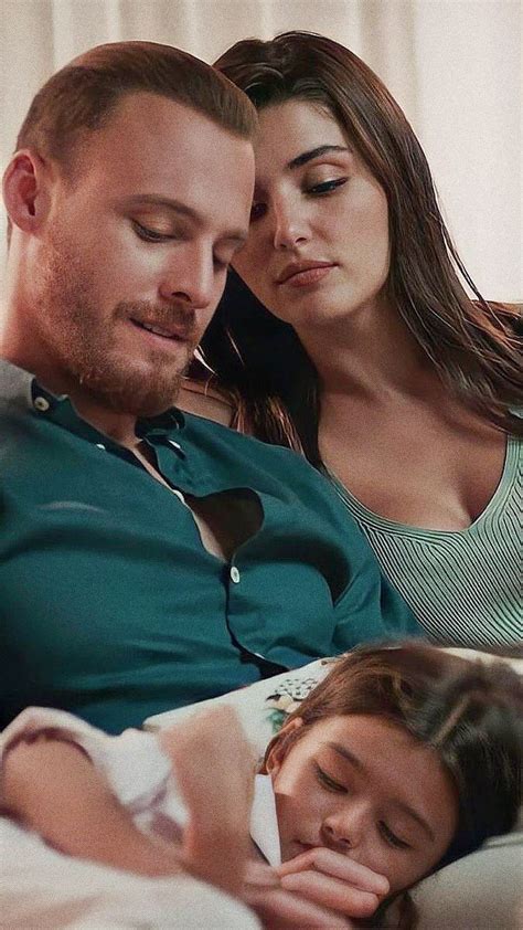 Riley Reynolds adlı kullanıcının Sen Çal Kapimi panosundaki Pin Anne