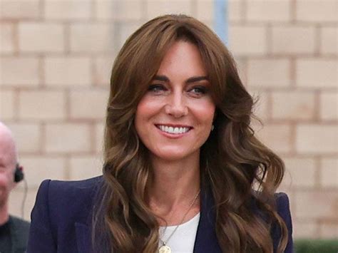 A Complete Timeline Of Kate Middletons Abdominal Surgery And Cancer
