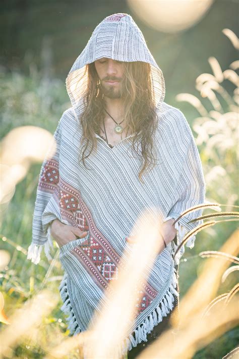 Jhana Mens Hooded Poncho Yak Wool And Acrylic Wool White And Grey With