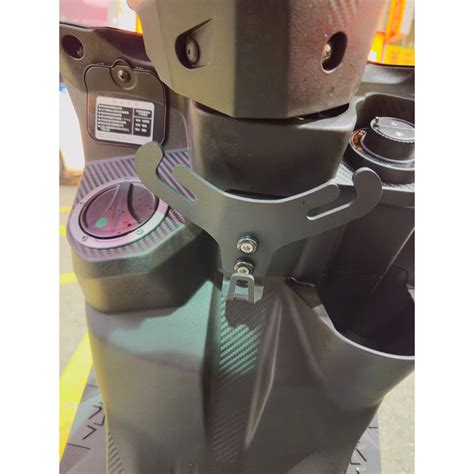 Pgo Tig170 機車掛勾 Pgo機車掛鉤 前置物架 Y架 機車置物架 Tig前置物掛勾tig 水冷王 蝦皮購物
