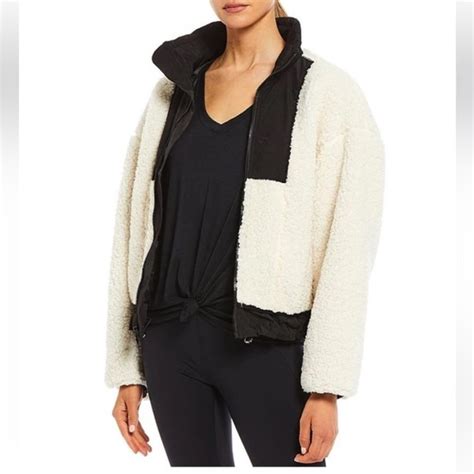 Antonio Melani Jackets And Coats Nwt Antonio Melani Active Fauxsherpa Color Block Banded