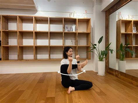 【マッサージよりも効く腰痛解消法】ぐんぐん伸びて気持ちいい！くせになる簡単お尻ほぐし ヨガジャーナルオンライン