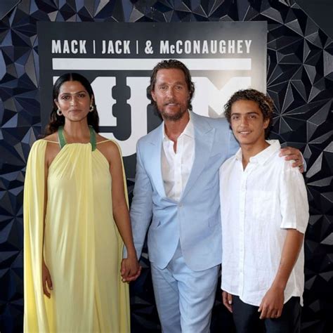 Matthew Mcconaughey Camila Alves Welcome Son Levi To Social Media