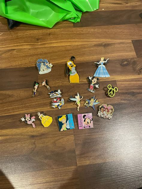 New Pin Collector Thoughts On My Starting Collection R Disneypins