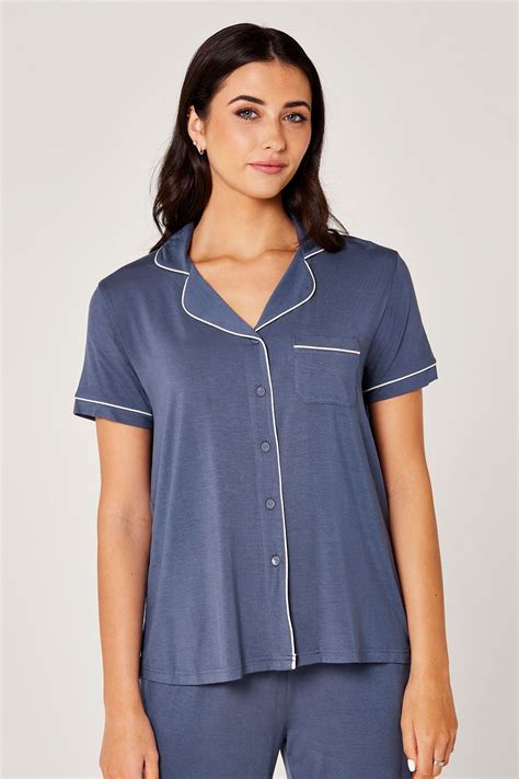 بيجاما بقصة واسعة