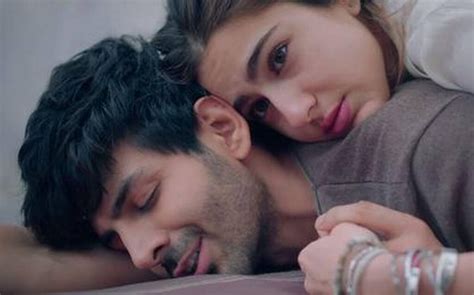 Sara Ali Khan Kartik Aaryan Eternal Love Moments From Love Aaj Kal