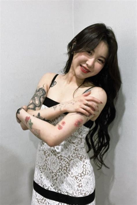 노래 불가 상태 백예린 코로나19 재확진→뉴욕 공연 취소 스타뉴스