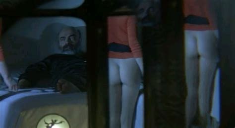 Голая Кристина Гаравалья в The Voyeur