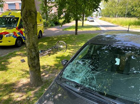 Fietser Gewond Naar Aanrijding Met Auto Oozonl