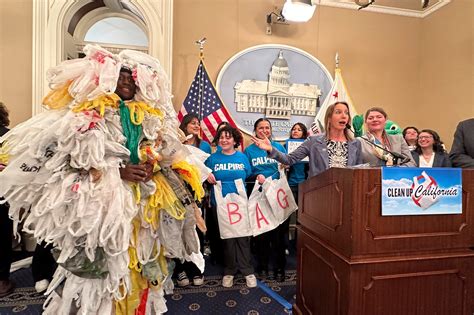 California Bans All Plastic Bags After Its First Effort Backfired The