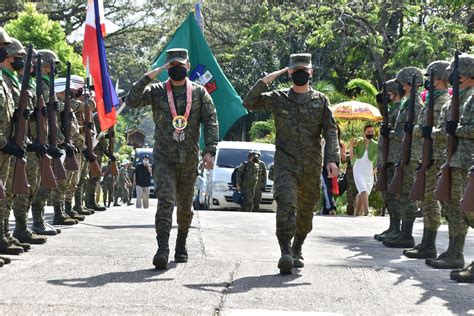 6id Has A New Commander