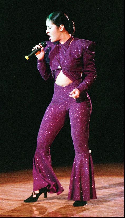 Selena Quintanilla Concert Outfits