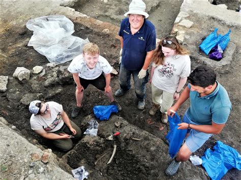 Trei Schelete Umane Vechi De 1000 De Ani Au Fost Găsite în Ardeal Ştiri De Cluj