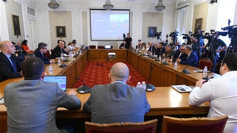 Част от парламентарните комисии претърпяха промени в състава си Новини бг