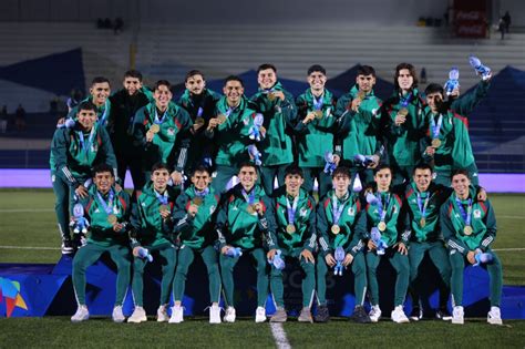 México supera a Costa Rica y logra el oro en el fútbol de los