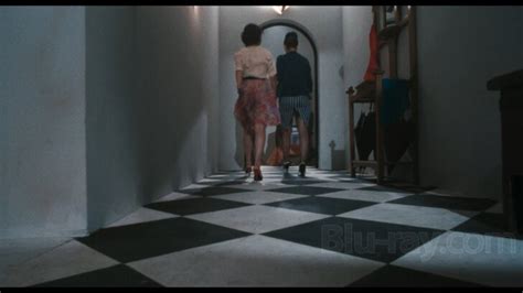 Frivolous Lola Blu Ray Monella