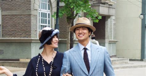 박해일 김혜수 30년대 모던커플 데이트 공개