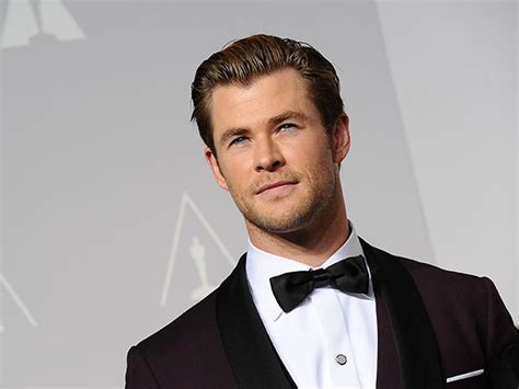 Chris Hemsworth Is People Magazines Sexiest Man Alive