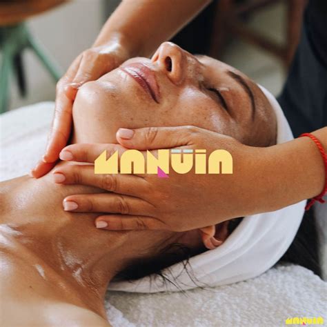MASAJE FACIAL ANTIESTRES Manüia Clínica Estética Badalona
