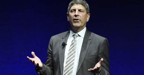 Jeff Shell Steps Down As Ceo Of Nbcuniversal