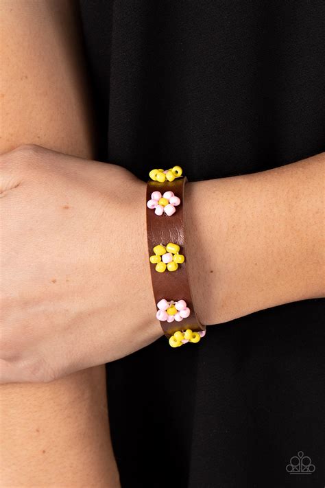 Flowery Frontier Pink Paparazzi Bracelet Jewelryblingthing