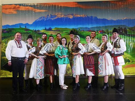 Ziua De Cluj Ansamblul Folcloric Rom Na Ul Al Utcn A Reprezentat Rom Nia La Festivalul