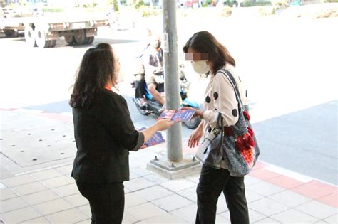 สถาบันสุขภาพจิตเด็กและวัยรุ่นราชนครินทร์ กรมสุขภาพจิต รวมพลัง สร้างสรรค์สื่อดีสำหรับเด็ก คู่มือ